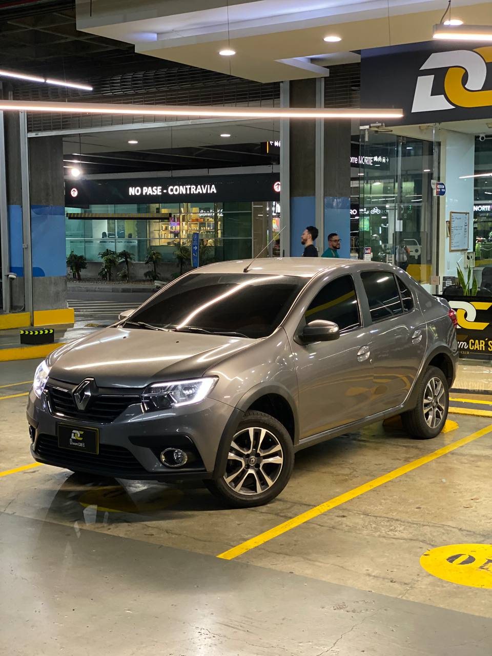 RENAULT LOGAN INTENS 1.6 2020 - Dream cars